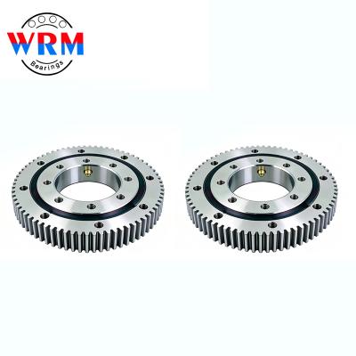 China Low Noise Slewing bearing HSW3124 Wind Turbine Bearing for sale