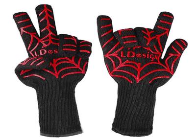 China Red Silicone Gloves Heat Resistant Work Gloves Anti Slip Machine Washable for sale