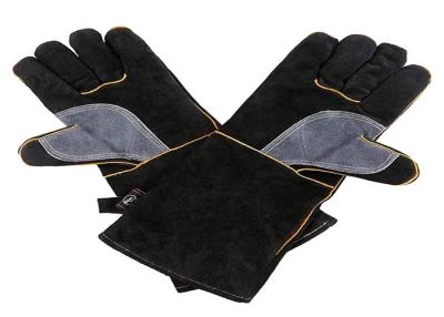 China Extreme High Temperature Heat Resistant Gloves Cow Leather Material for sale