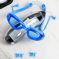 China Anti-Fog UV Protection Swimming Goggles with Automatic Adjustment Strap and Earplugs for Competitive Swimming for sale