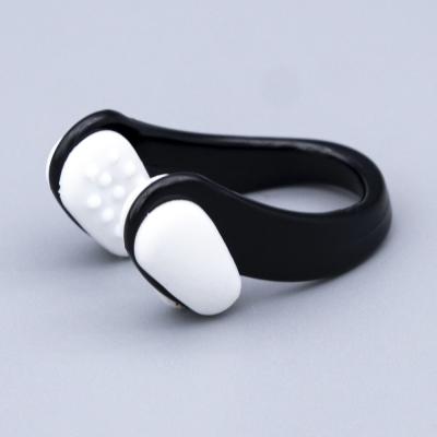 China Waterproof Non-slip Silicone Nose Clip 3.7cm for Swimming and Water Sports Training for sale