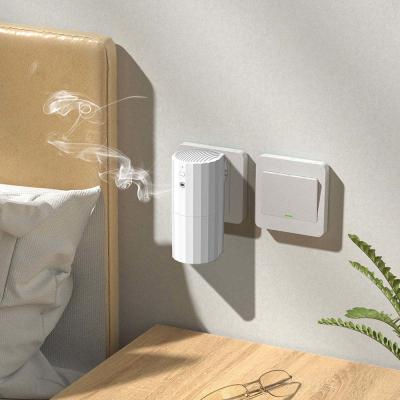 China HOMEFISH 130ml Wall Plug Essential Oil Diffuser with Bluetooth/WiFi Control for 200-250m³ Coverage for sale