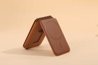 China Anti Scratch Magsafe Card Wallet With Tri Fold Layout / Mirror for sale