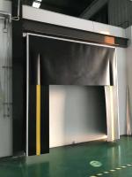 China Industrial Warehouse Container Loading Dock Seals And Shelters With Yellow Stripes for sale