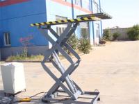 China Loading Bay Lifts ,Small Scissor Lift Platform Can Elevate 1000mm - 2000mm Different Height for sale
