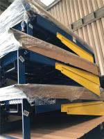 China Truck Hydraulic Loading Dock Levelers 8 Ton With Hinged 400mm Dock Lip for sale