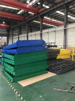 China Green 6Ton Hydraulic Dock Levelers With Swing Lip For Truck Loading And Unloading for sale