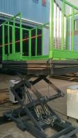 China Hydraulic Scissor Platform Lift Table With Safety Accordion Cover For Utility Protection for sale
