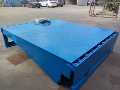 China Loading Dock Hydraulic Ramp Hydraulic Dock Levelers 10000KG 15000KG Blue for sale