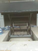 China Hydraulic Loading Elevating Dock Lift For Container Loading Goods  With Manual Safety Valve for sale