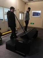 China Manual Mechanical Leveler Warehouse Dock Leveler 6000kg Loading Capacity for sale