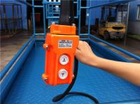 China Two Control Box Mobile Scissor Lift Table 380V 50HZ Voltage Scissor Arm Support for sale