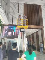China 12M Extendable Motorized Wheel Double Mast Mobile Elevating Work Platform for sale