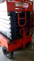 China 12m Mobile Scissor Lift Self Propelled Construction Upright Work Platforms for sale
