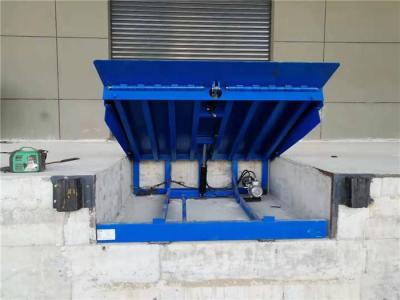 China Lip 450mm Hydraulic Dock Levelers Pit-Stype At Loading Bay for sale