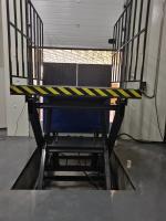 China Hydraulic Dock Lift Scissor Platform 2000*3000mm 4500KG Payload On Warehouse Loading Bay for sale