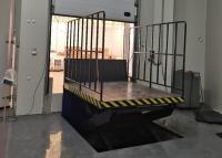 China Scissor Table ,Dock Lift With Hydraulic Payload 2.5T And Two Pieces Lip For Dock Working for sale