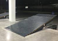 China Retractable Hydraulic Dock Ramp,Telescopic Lip Dock Leveler With Heavy-duty Load Capacity for sale