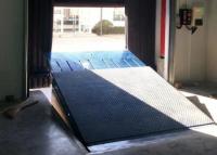 China Telescopic Lip Dock Leveler Portable Dock Ramp For Pallet Truck Loading for sale