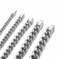 China 6mm 8mm 18k Gold Plated Stainless Steel Multi Sizes Chain Silver Cuban Link Chain for sale
