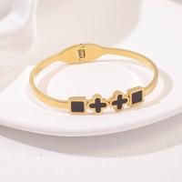 China 18K Gold Stainless Steel Women's Bracelet for sale