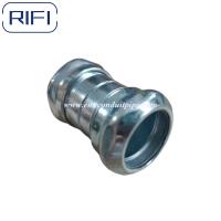 China EMT Conduit Fittings EMT Galvanized Steel Set Screw Connector With Insulated for sale