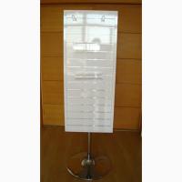 China 4 Sided Metal Hooks Free Standing Wooden Retail Display Stands for sale