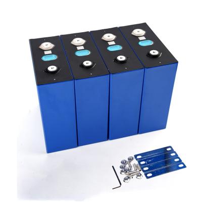 China 300ah 3.2v LiFePO4 Prismatic Battery Deep Cycle Light Weight for sale