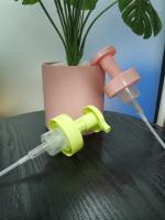 China Unique PP Plastic Lotion Pump With Clip Lock Closure For Sanitizer Bottles for sale