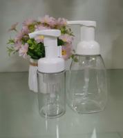 China Foam Pump Bottle With Transparent Housing Clip Lock Adjustable Output for sale