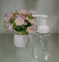 China Foam Pump Bottle With Transparent Housing Clip Lock Adjustable Output for sale