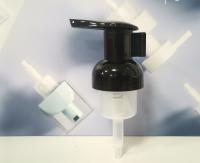 China 0.8cc Discharge Rate Plastic Lotion Pump with External Spring and  Clip Lock, actuator 360° turn for sale