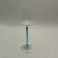 China Vibrant Blue Stem Wine Glass Lead Free Crystal Hand Blown For Elegant Dining for sale