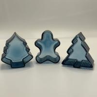 China Festive Hues Glass Candle Holder Set Star Tree Shape for Holiday Table Decor for sale