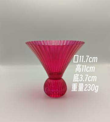 China Magenta Ribbed Wide Vase 11 cm Tall 230 g Flared Glass Flower Bowl for sale