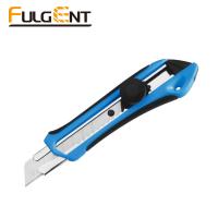China 18mm Heavy Duty Snap Off Blade Utility Knife 7 Break Blades Snap Knives for sale