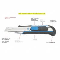China Zinc Alloy Safety Utility Knife 18mm Self Retractable Utility Knife for sale