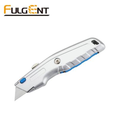 China Ergonomic 19mm Safety Utility Knife 4pcs Automatic Retractable Box Cutter for sale