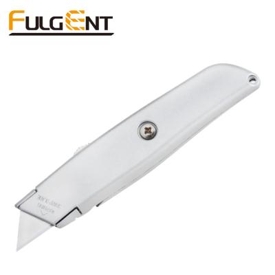 China Self Retracting Safety Utility Knife 19mm Auto Retractable Safety Knife For Construction for sale