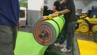 China Customized Wholesale Floating Pad 3 Layer Thick Foam Float Mat Swimming Pool Lake Heavy Duty for sale