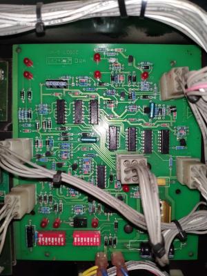China Lincoln Welding Machine PCB Circuit Board L6242-2 - Genuine Replacement Part for Industrial Welding Equipment Maintenance for sale