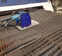 China HY-30 220V Laser Slag Remover with 30mm Cleaning Width and 30kg Portable Design for Industrial Workbenches for sale