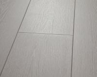China Embossed Wholesale Home Decor HDF/MDF 8mm-12mm AC1-AC5 Waterproof Herringbone Oak Piso Laminado Engineered Parquet/Wooden Floor Laminate Flooring Tile /Tiles for sale
