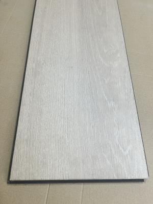 China China Wholesale Home Decor HDF/MDF 8mm-12mm AC1-AC5 Waterproof Herringbone Oak Piso Laminado Engineered Parquet Wooden/Wood Floor Laminate Flooring Tile /Tiles for sale