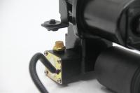 China Mercedes Benz W638 Car Air Suspension Compressor A6383280402 A6383280502 for sale