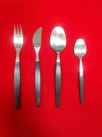 China Modern Matt Polishing 18/8 Stainless Steel Flatware Sets Kitchen Cutlery Set for sale