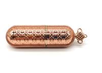 China OEM Zinc Alloy Metal Die Casting Lipstick Tube with Chinese Knot Design for High-End Beauty Products for sale