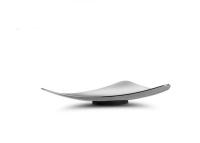 China Triangle SS304 Dessert Plate Metal Houseware Nordic Style 27*24CM for sale