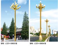 China Outdoor High Mast golden Street Light led solar street light 80W - 240W For Various Urban city Roads for sale