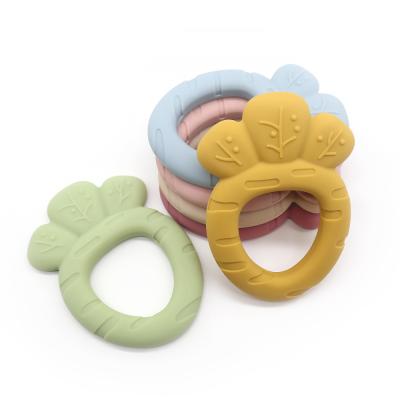China Bpa Food Grade Gift Toy Silicone Baby Wooden Teether Bracelet Funny Toy Infant Newborn Soft Chew Free Wooden Teether for sale